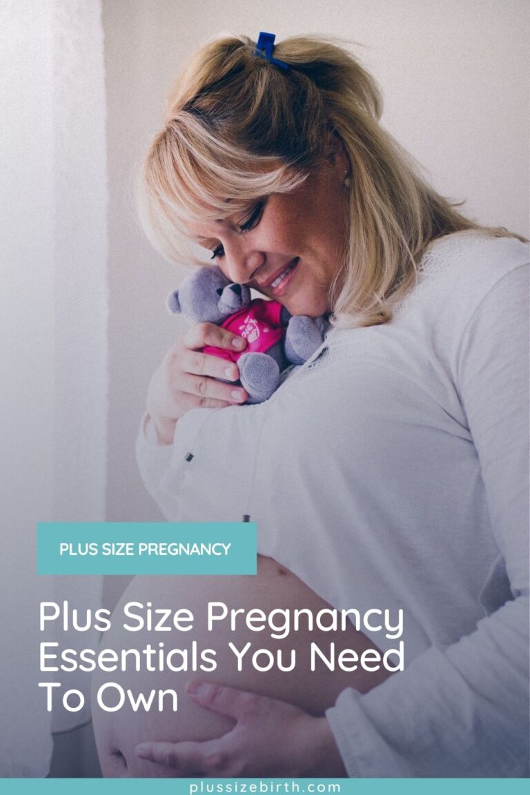 8 Plus Size Pregnancy Essentials You Need to Own